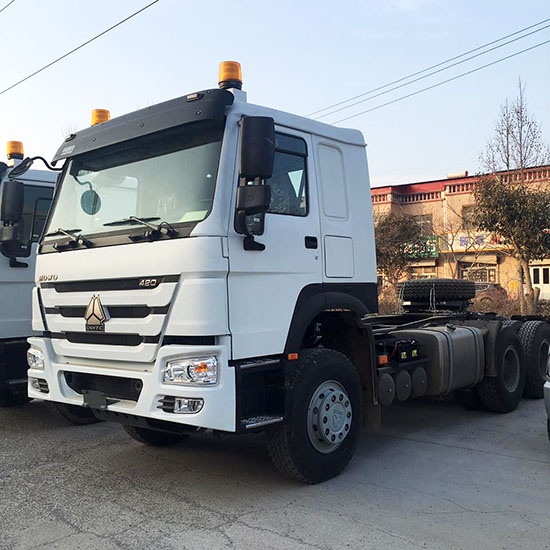 howo tractor head price
